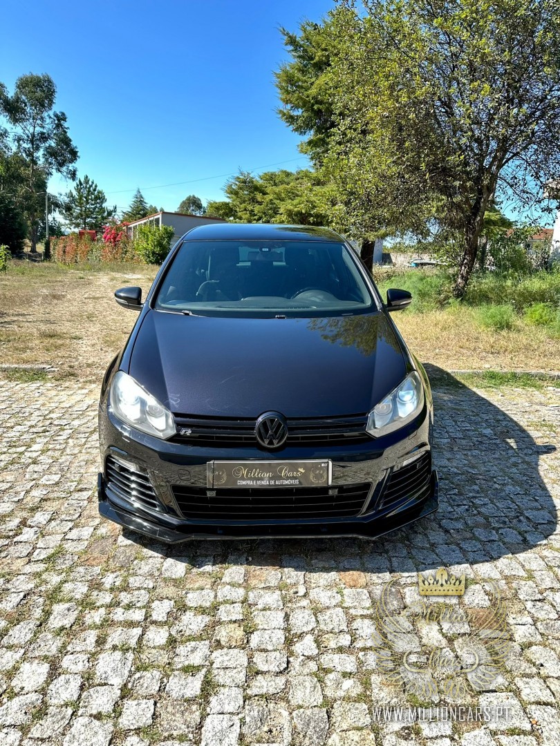 Volkswagen Golf VI R 4X4 - Desportivo/Coupé - Millioncars
